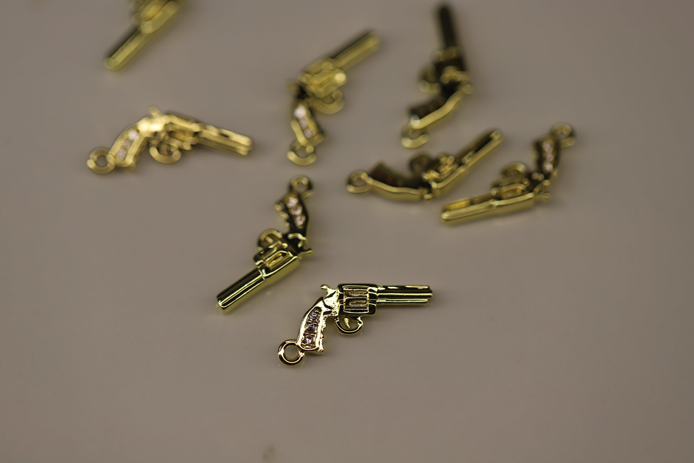 Guns - Hanging Charms – Cut The Crap - Nail Supplies